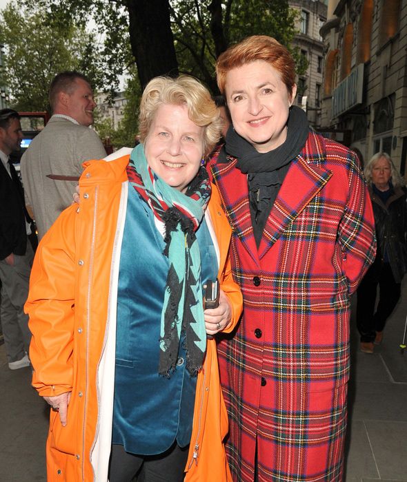 GBBO star Sandi Toksvig delights fans with pneumonia update | HELLO!