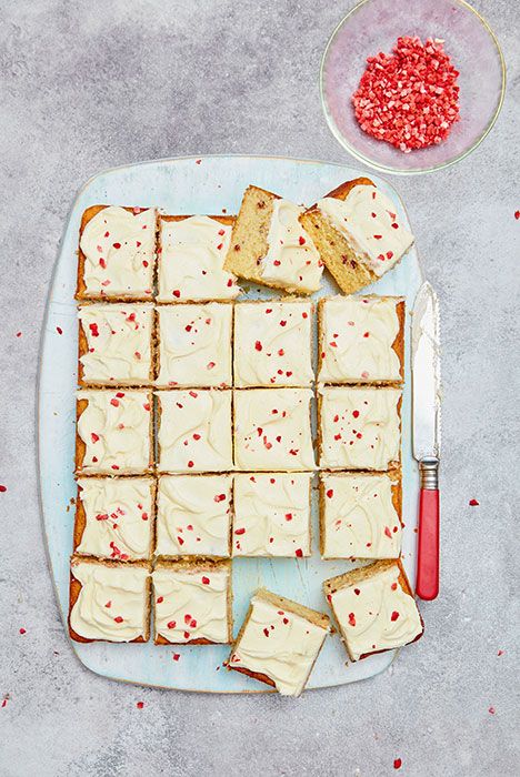 Mary Berry’s white chocolate and raspberry traybake recipe | HELLO!