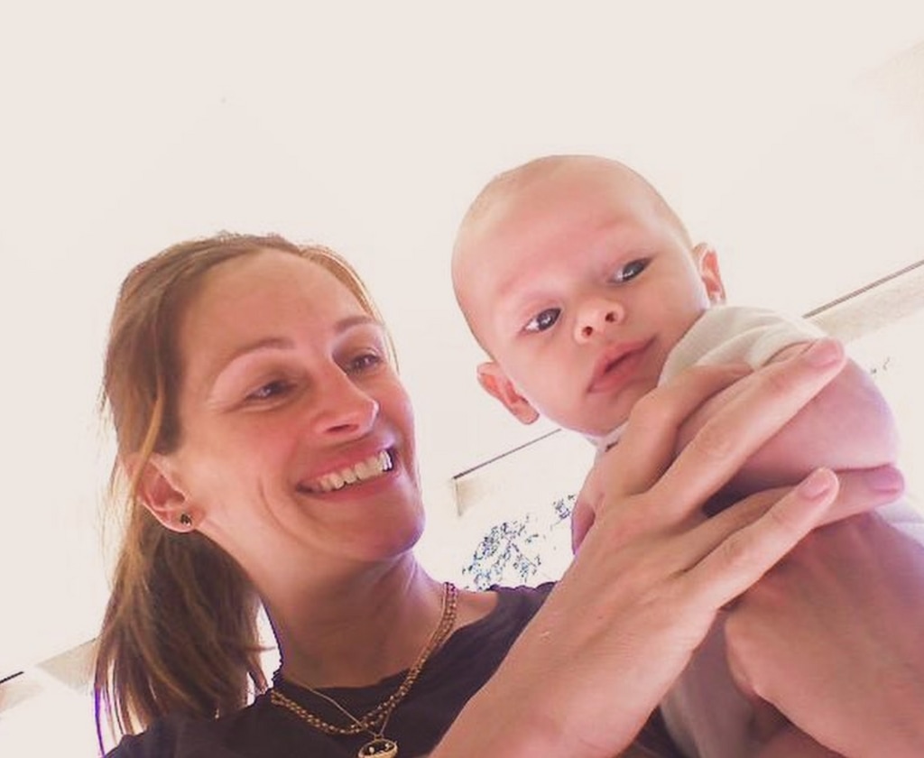 Julia Roberts' 'towering' teen son Henry celebrates birthday, see rare ...