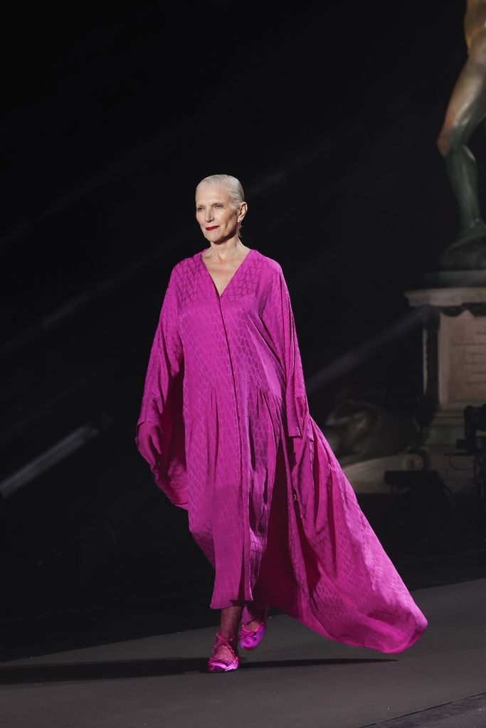 Elon Musk's mum Maye, 75, sizzles on the runway in daring V hot pink ...