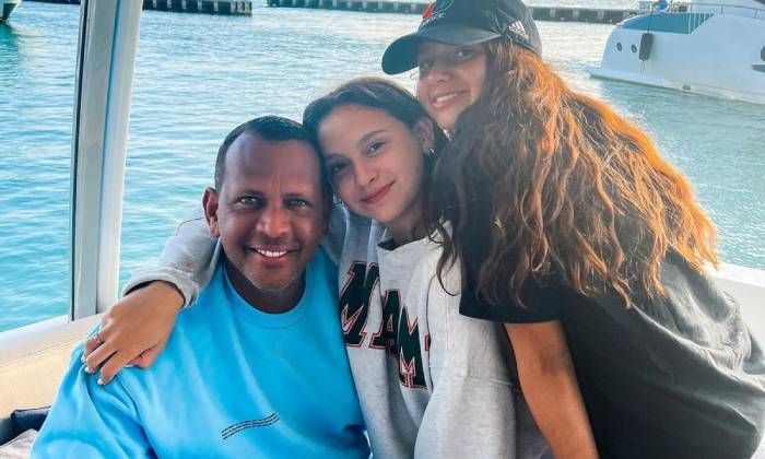 Alex Rodriguez details struggle as he gives raw update on family life ...
