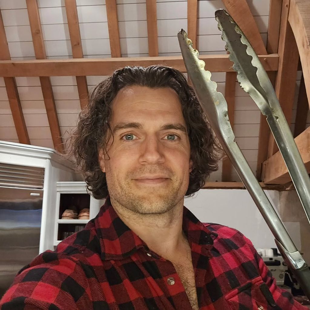 Henry Cavill sparks reaction as he resurfaces with very rare look ...