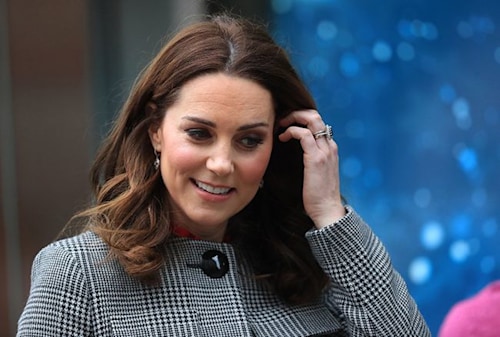 Duchess Kate stuns with natural look in Manchester | HELLO!