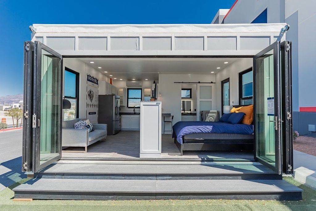 Inside father-of-14 billionaire Elon Musk's $45,000 3-bed home in Texas ...