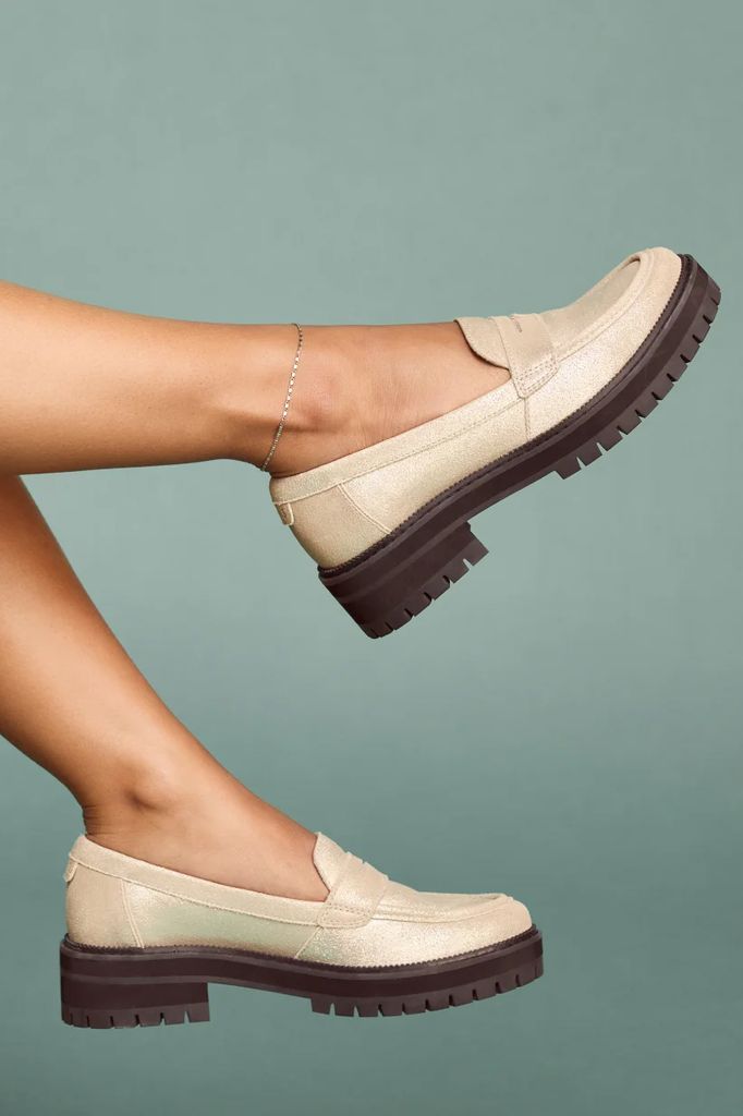 8 popular brands that give back to a community or support a good cause ...