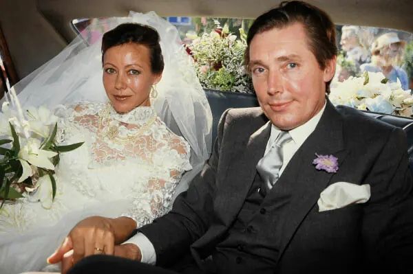 Call The Midwife star Jenny Agutter's famous husband – details | HELLO!