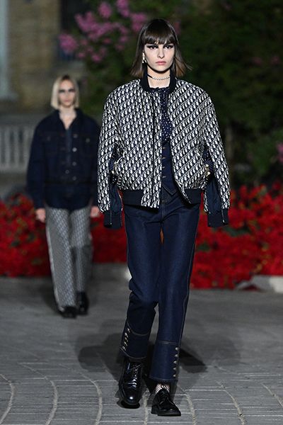 Best dark denim jeans and how to style them this season - shop now | HELLO!