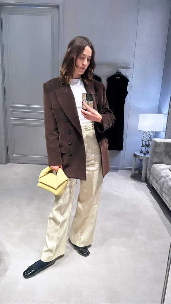 Alexa Chung just made ballet flats winter-appropriate with this cool ...