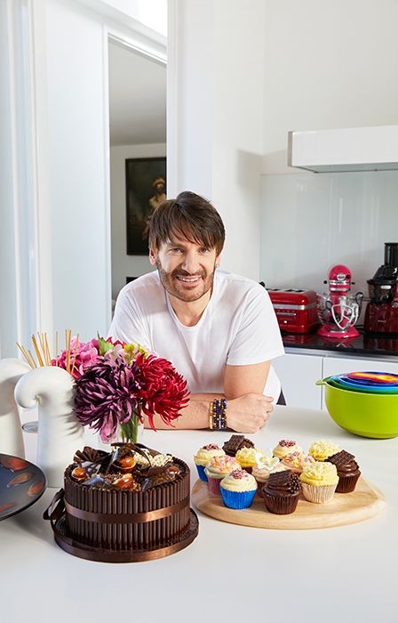 Celebrity chef Eric Lanlard reveals how to make a pink raspberry velvet ...