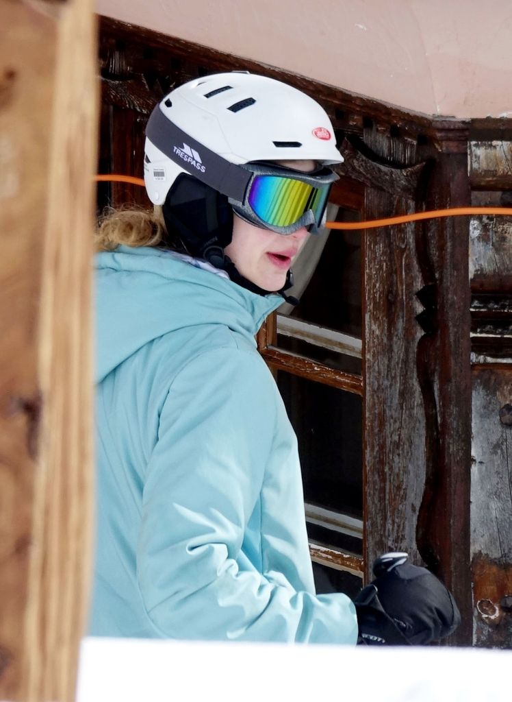 Lady Louise Windsor joins Duke and Duchess of Edinburgh for glitzy ski ...
