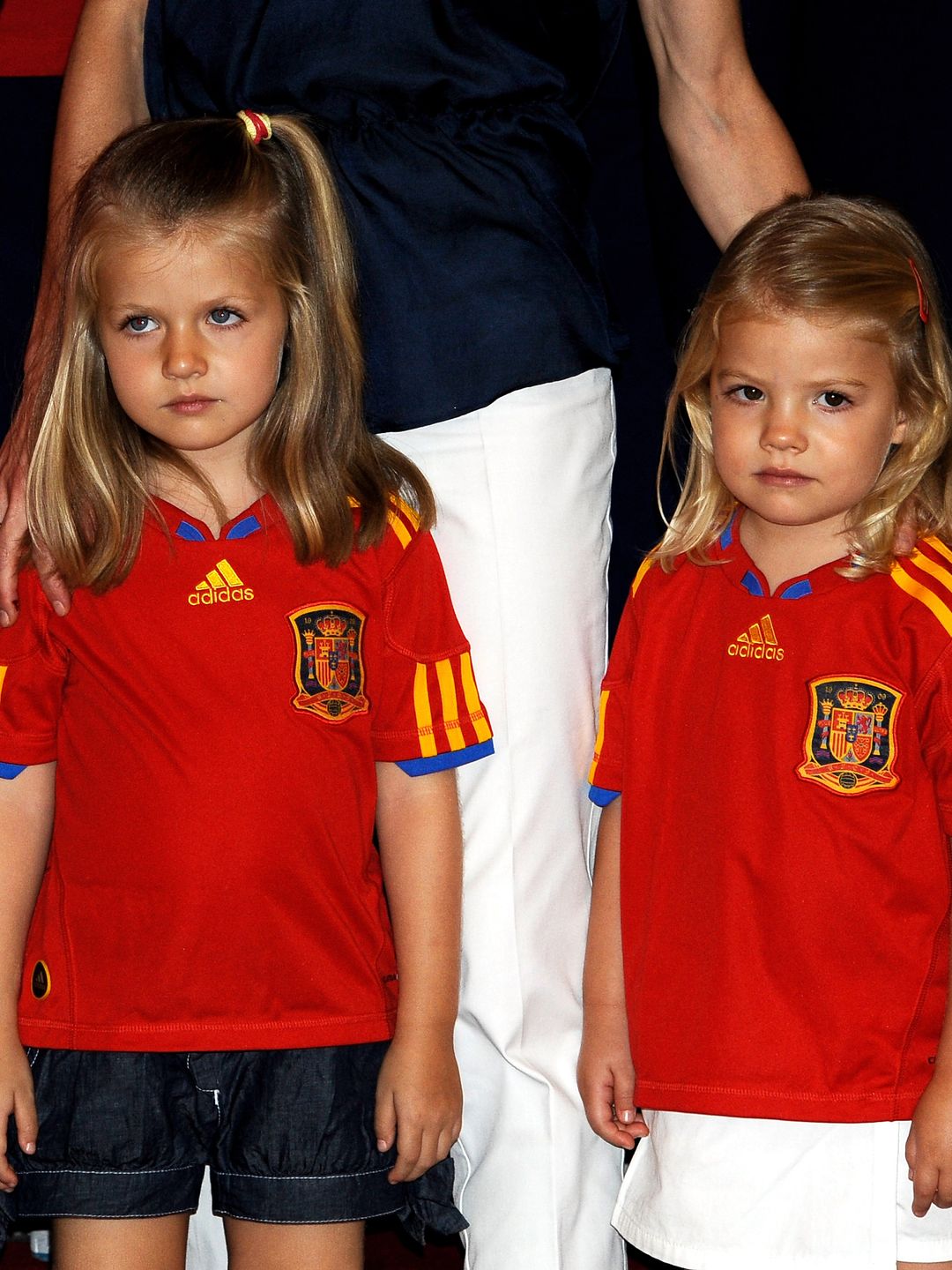 18 photos of Spanish Princesses Leonor and Infanta Sofia throughout the ...