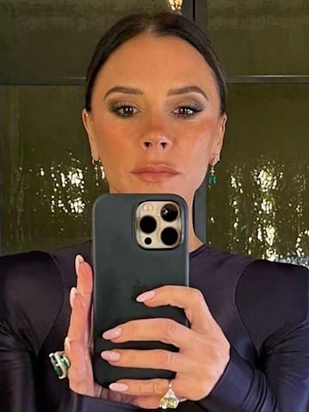 Victoria Beckham's best beauty looks over the years: From the 90s-2020s ...