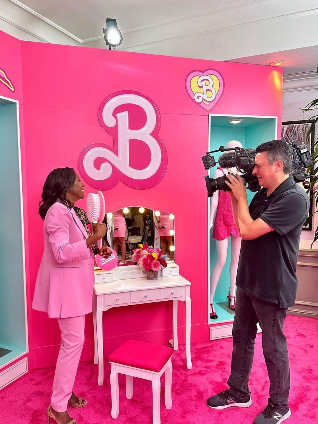 Deborah Roberts is a real-life Barbie doll in striking photos you need ...