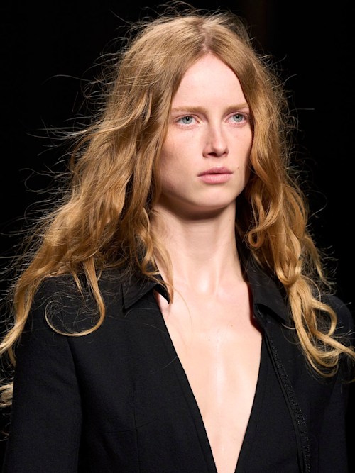 How to nail the messy hair trend | HELLO!