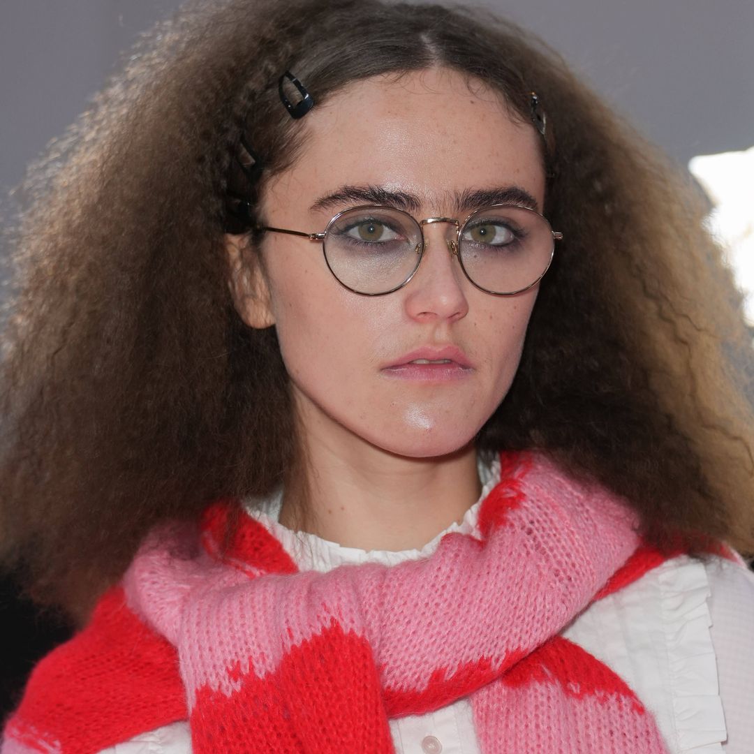 Ella Emhoff is gym-ready in figure-flaunting workout gear with a ...