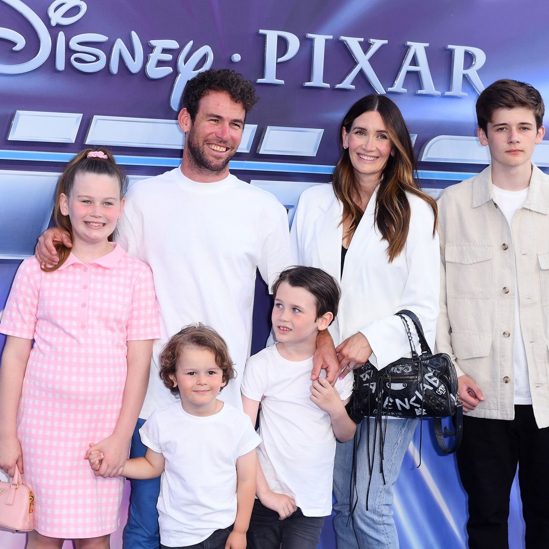 Prince Harry and Meghan Markle debut unseen family member in Christmas ...