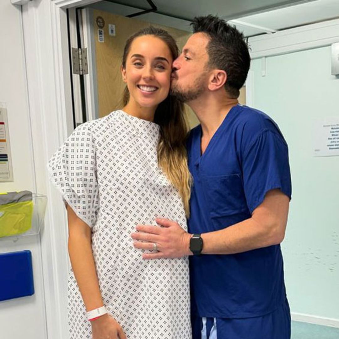 Peter Andre's pregnant girlfriend Emily MacDonagh gives first glimpse ...