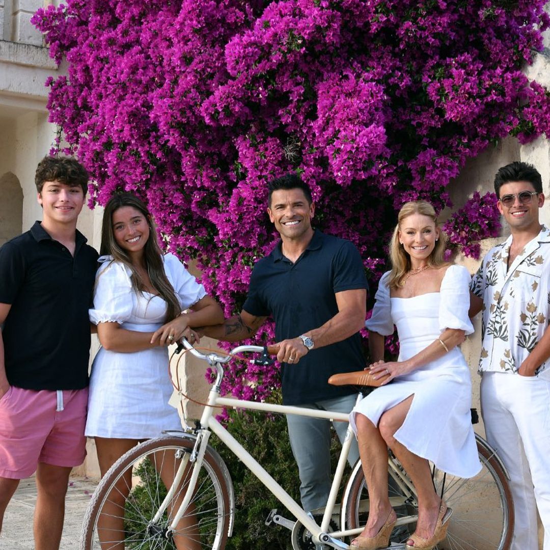 Kelly Ripa's peek at show-stopping foyer inside $27million townhouse ...