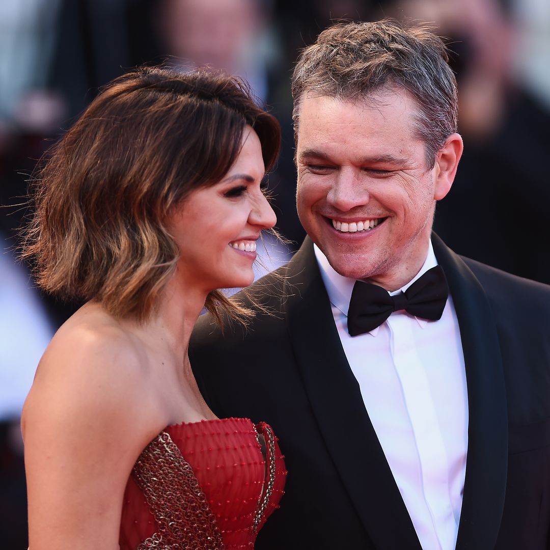Matt Damons Beautiful Wife Luciana Barroso Stuns In Figure Hugging