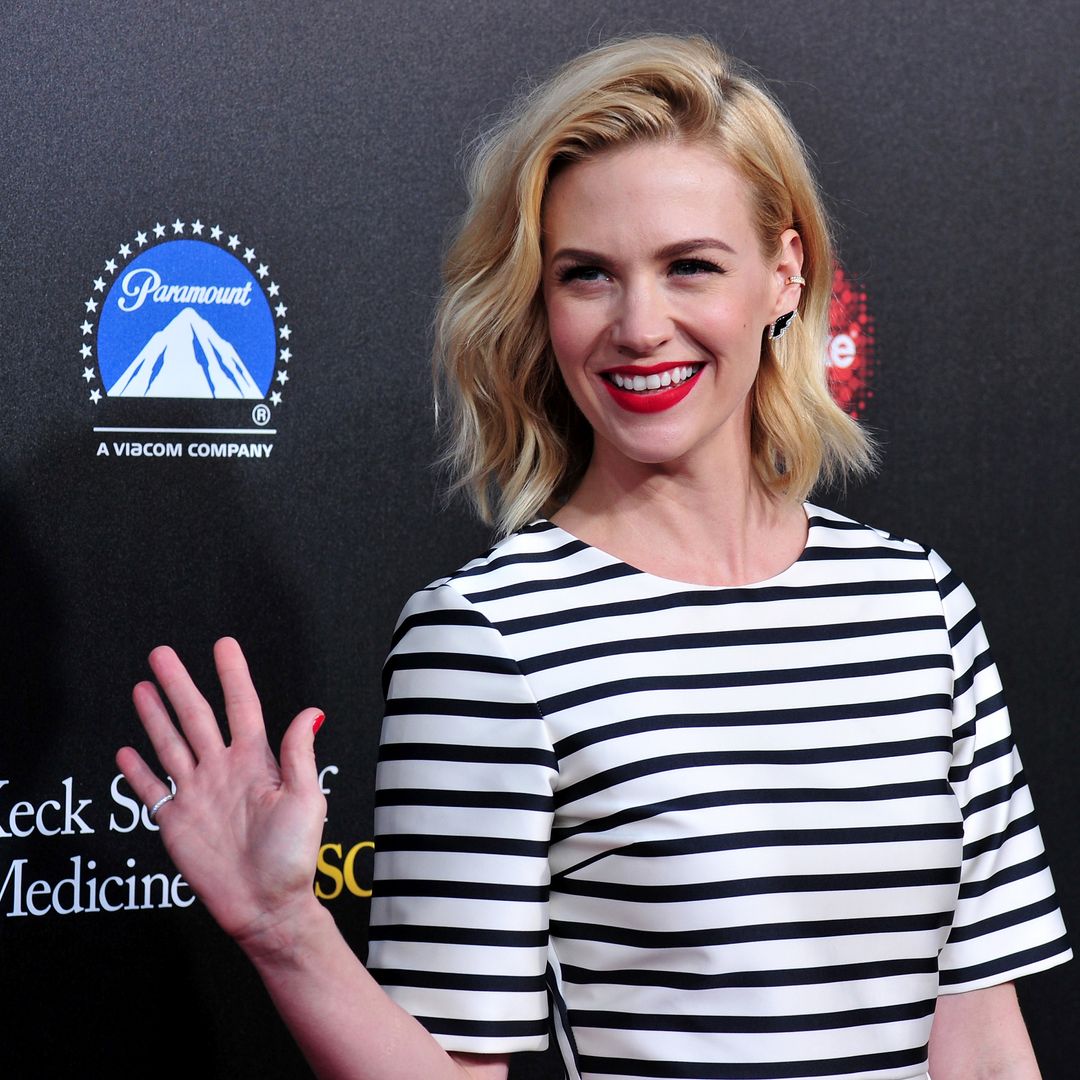 January Jones Wows In Tiny String Bikini Selfie As She Enjoys Beach Day