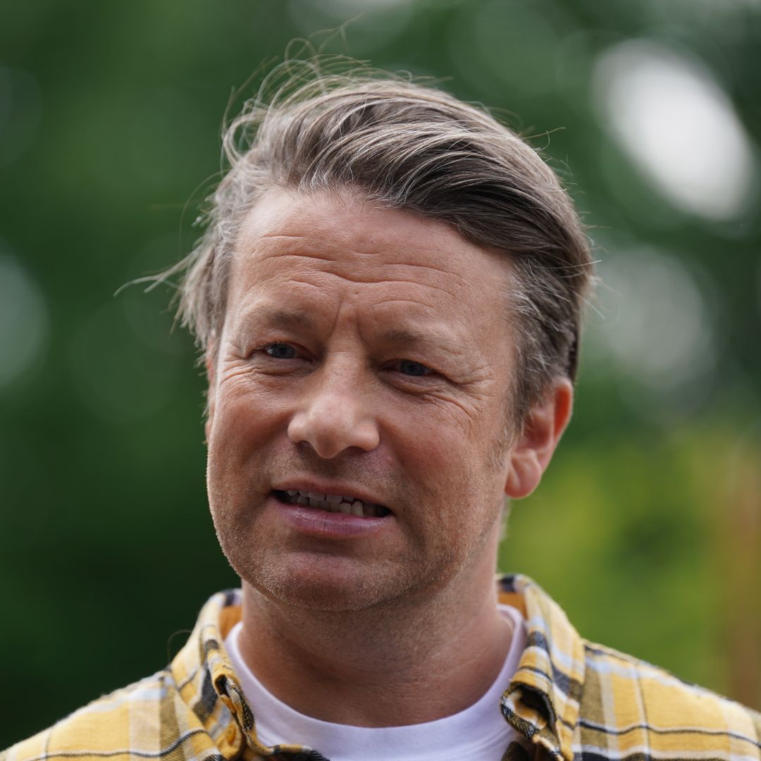 Jamie Oliver tells moving story of coping with learning difficulties ...
