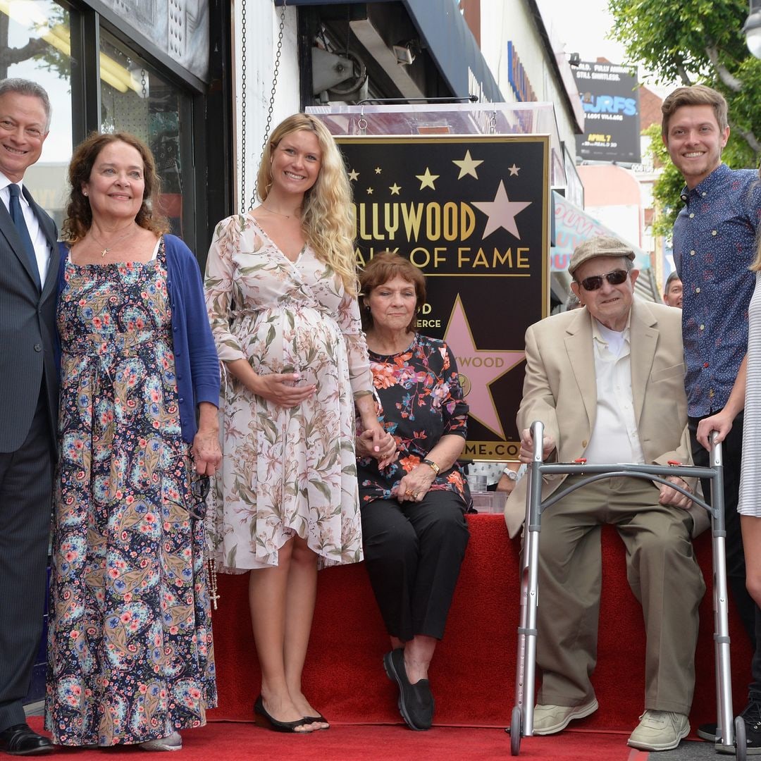 Meet Gary Sinise's 3 kids and 5 grandkids — plus the tragic death that ...