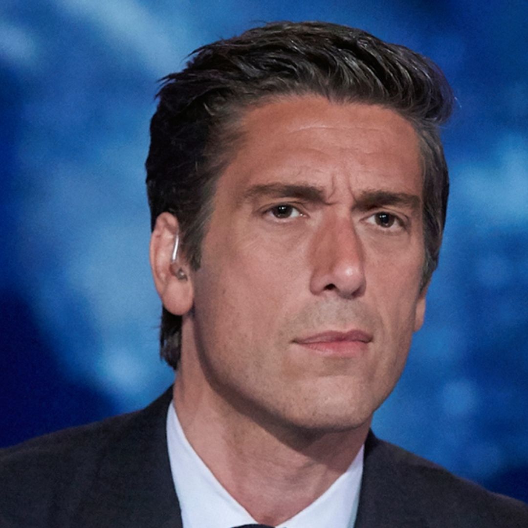 ABC's David Muir cozies up next to Kelly Ripa in sweet tribute in honor ...