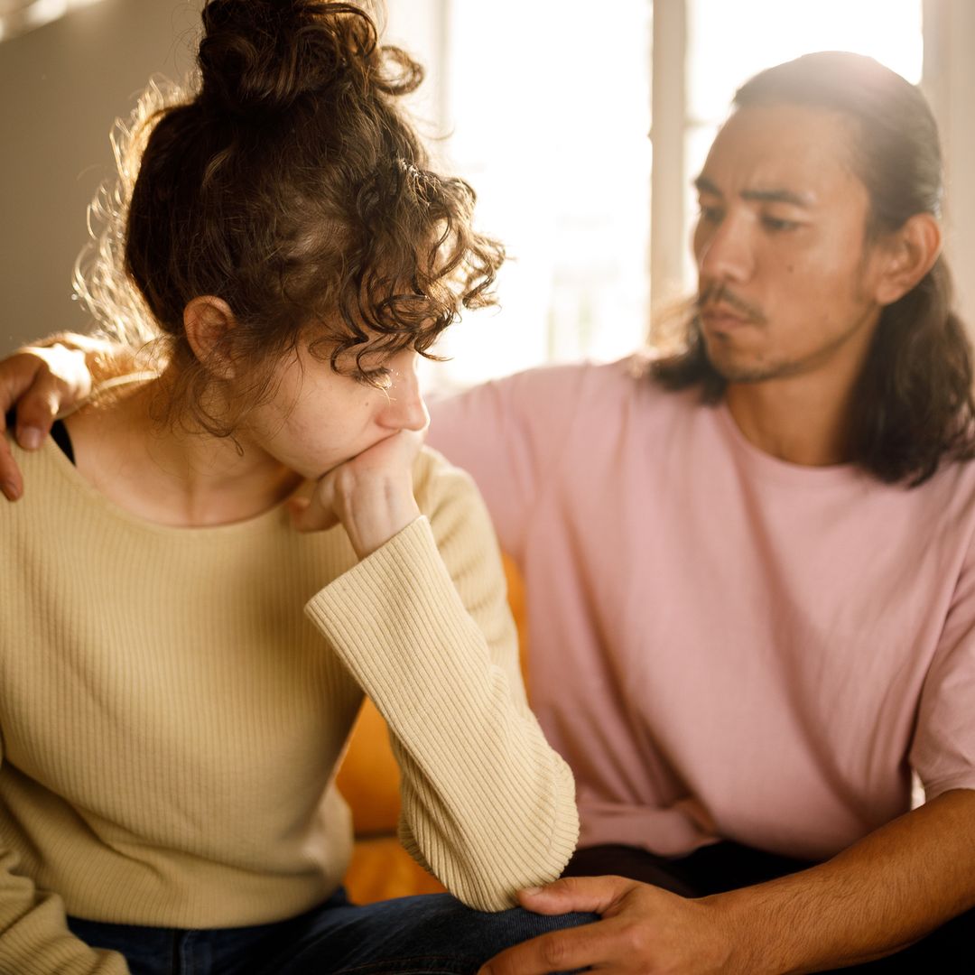 Hello Happiness - HELLO!