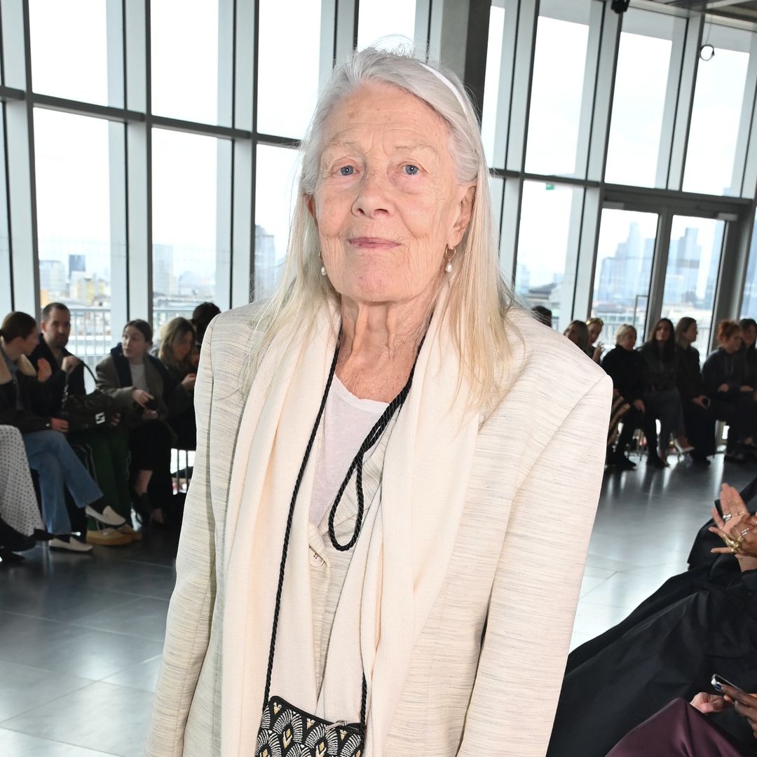 The original Mission: Impossible cast in photos nearly 30 years later ...