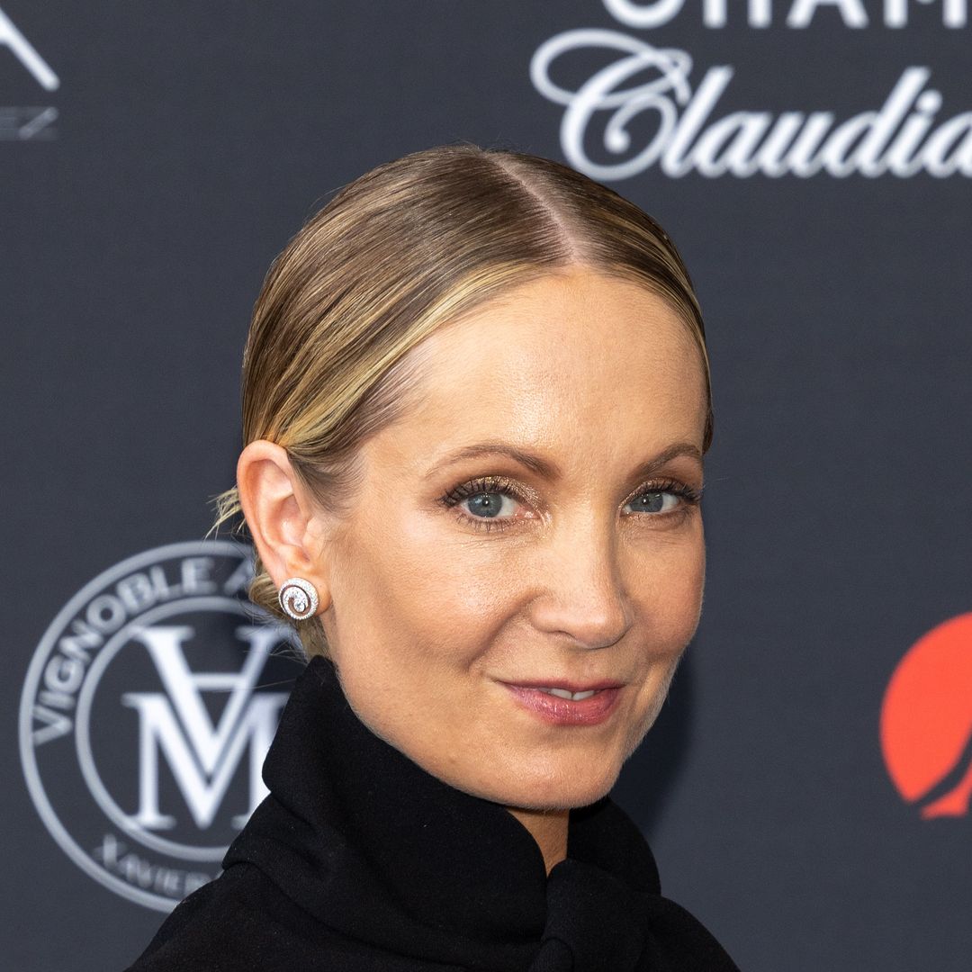 Downton Abbey star Joanne Froggatt reveals 'embarrassing' mishap with ...