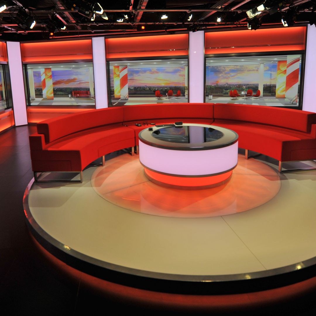 BBC Breakfast star Naga Munchetty's private home is a colourful haven ...