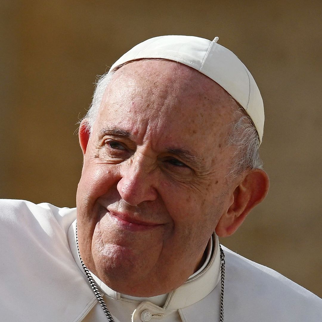 Why has Prince William never met the Pope? | HELLO!