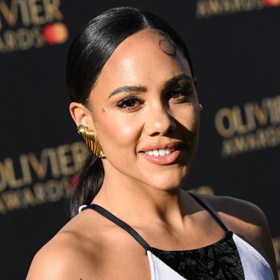 Strictlys Alex Scott Stuns In Gorgeous Cut Out Bikini Hello
