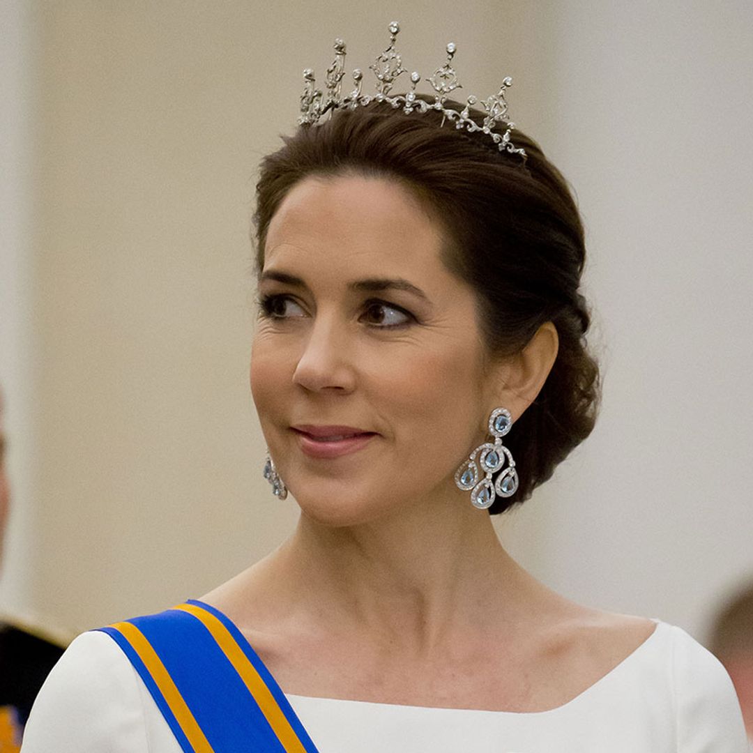 Kate Middleton stuns in the most luxurious dress and heels | HELLO!