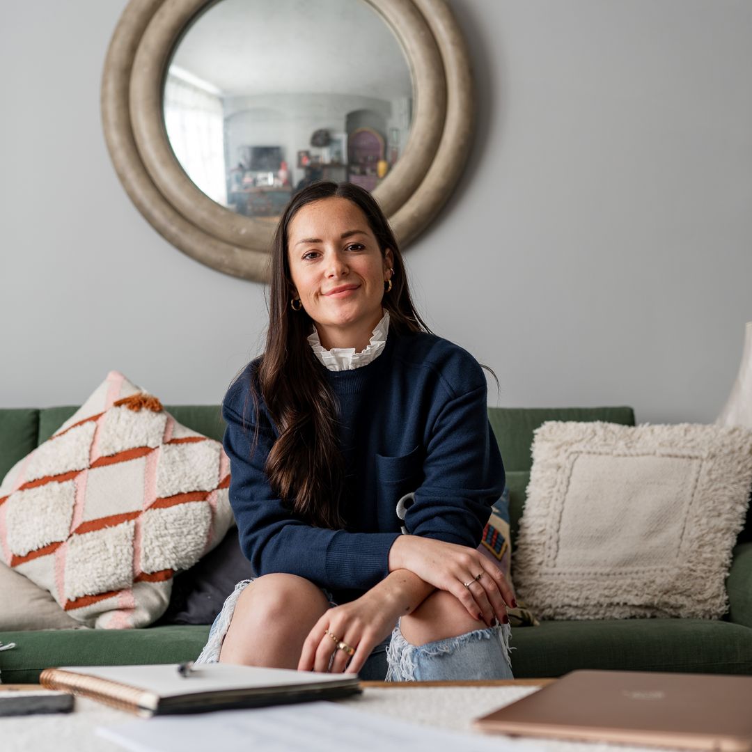 Hello Happiness: your ultimate guide to a more optimistic life