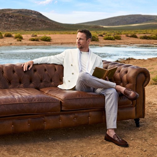 Laura Benjamin, News Director - HELLO!