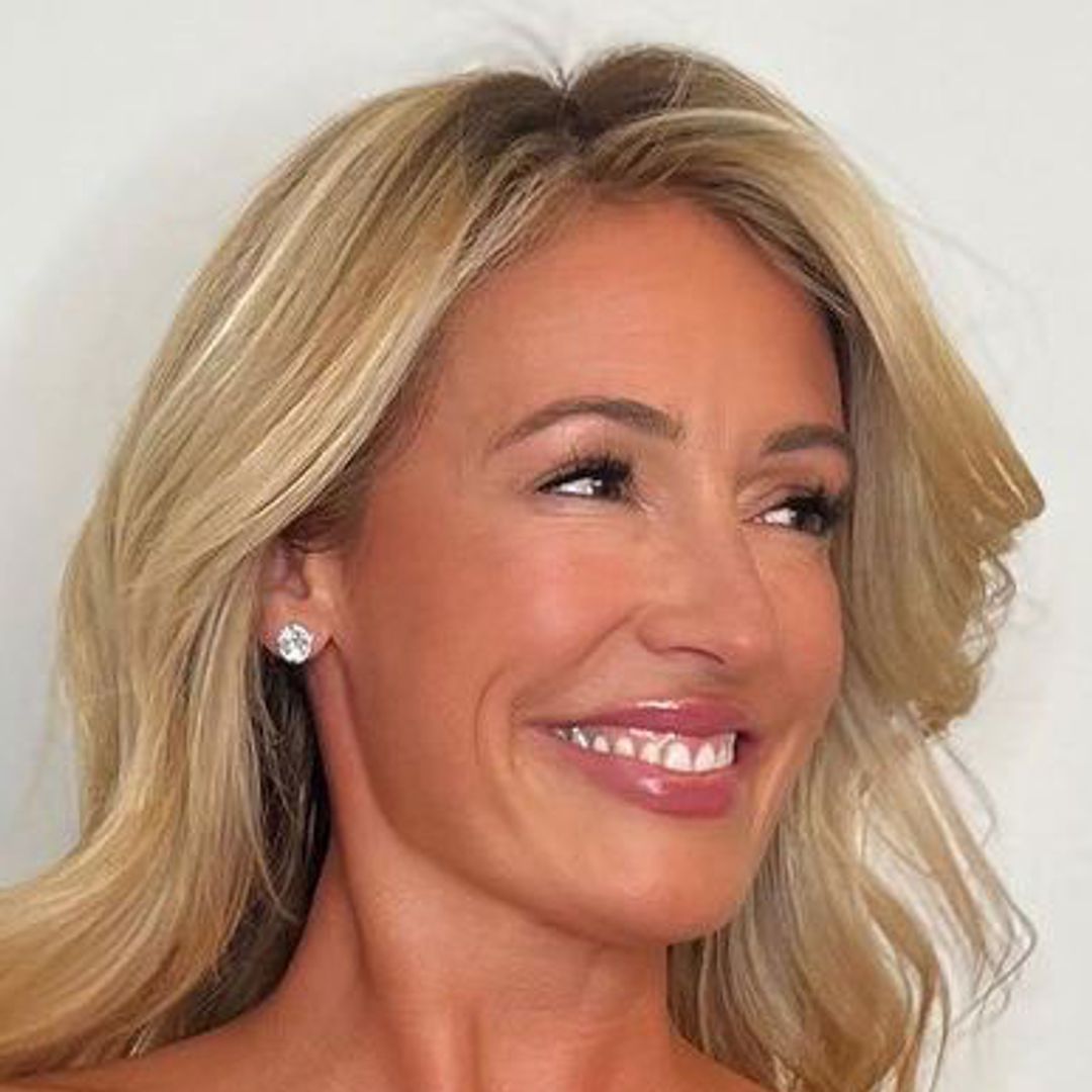 Cat Deeley leaves fans speechless as she sizzles in daring denim jacket ...