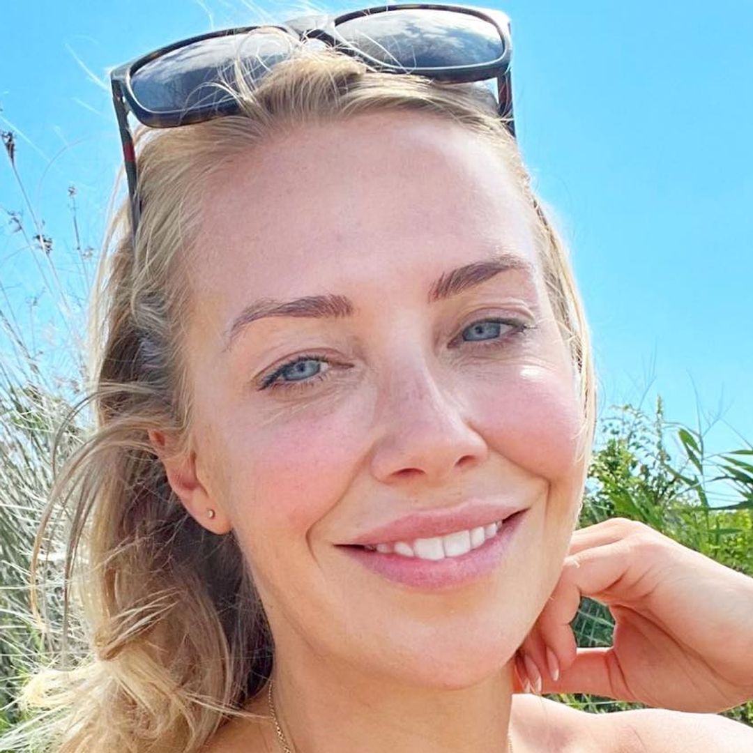 A Place In The Suns Laura Hamilton Stuns Fans With Intimate Bikini