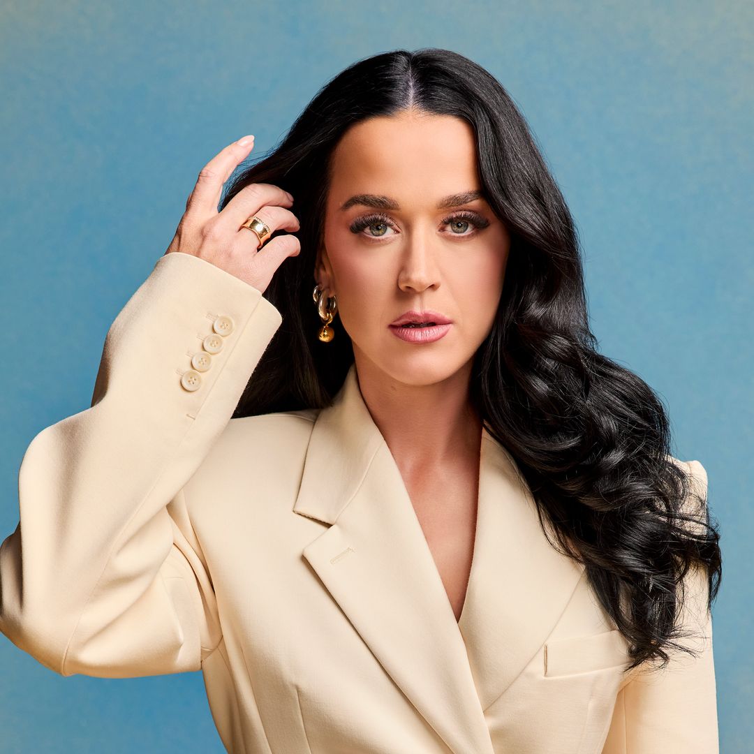 Katy Perry is all legs in micro mini dress and knee-high boots – and ...