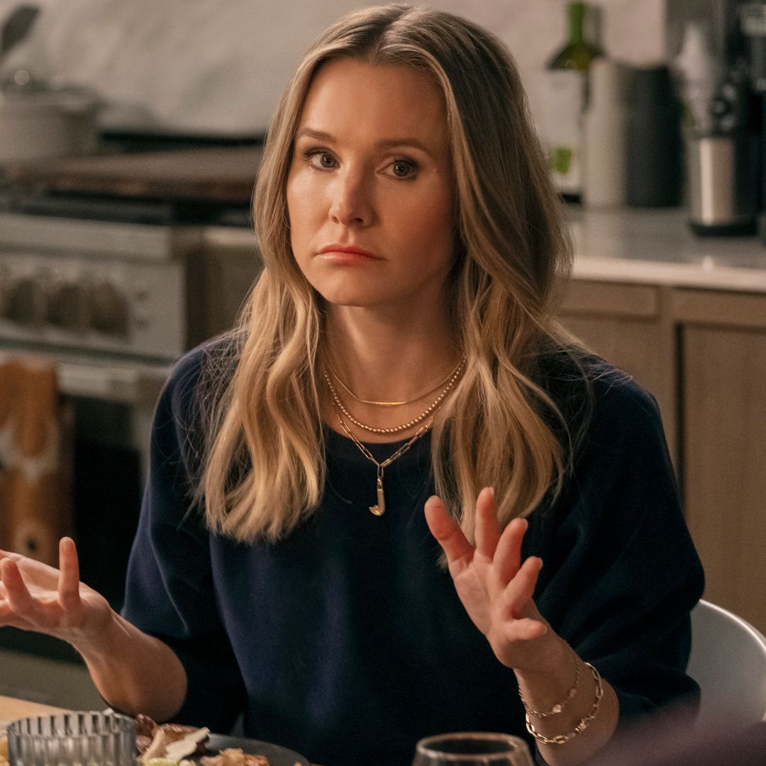 Kristen Bell's outfits in Nobody Wants This: From Joanne's Reformation ...