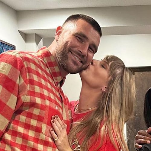 Taylor Swift, Travis Kelce make first appearance together in locker ...