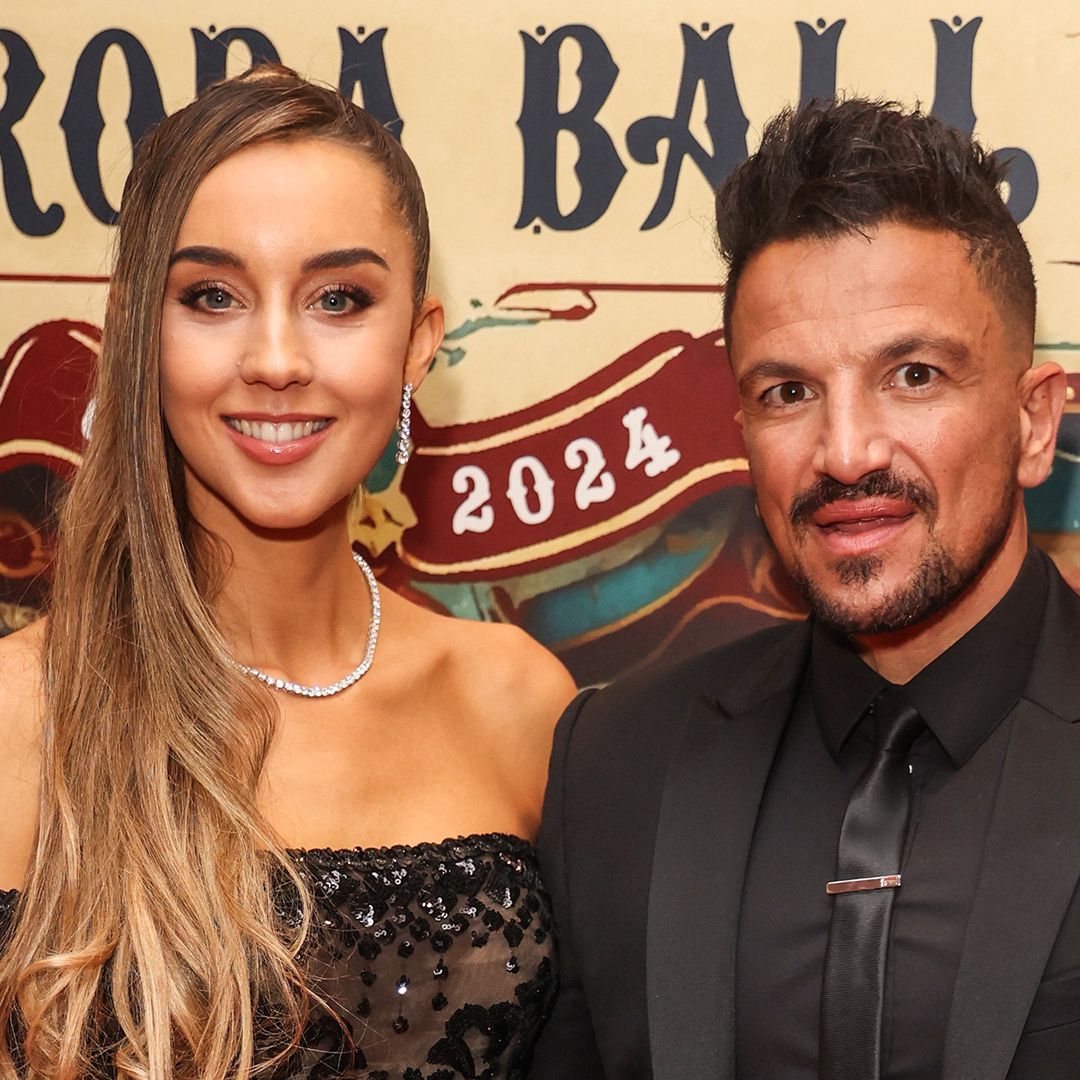 Peter Andre shares incredibly rare photos of his four kids - and Amelia ...