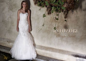 Mischa Barton charms as model for new bridal range | HELLO!