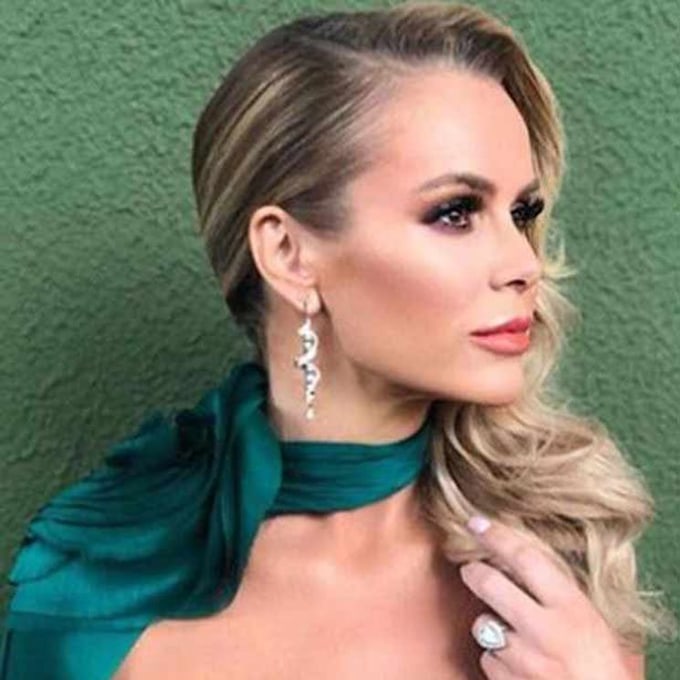 16 Reality Tv Stars Stunning Engagement Rings Amanda Holden Strictly