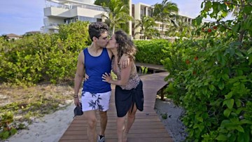 Love Is Blind: Are Mallory Zapata and Salvador Perez still together ...