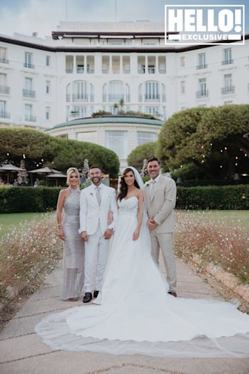 Darby Ward's famous mum Dawn's figure-hugging mother-of-the-bride dress ...