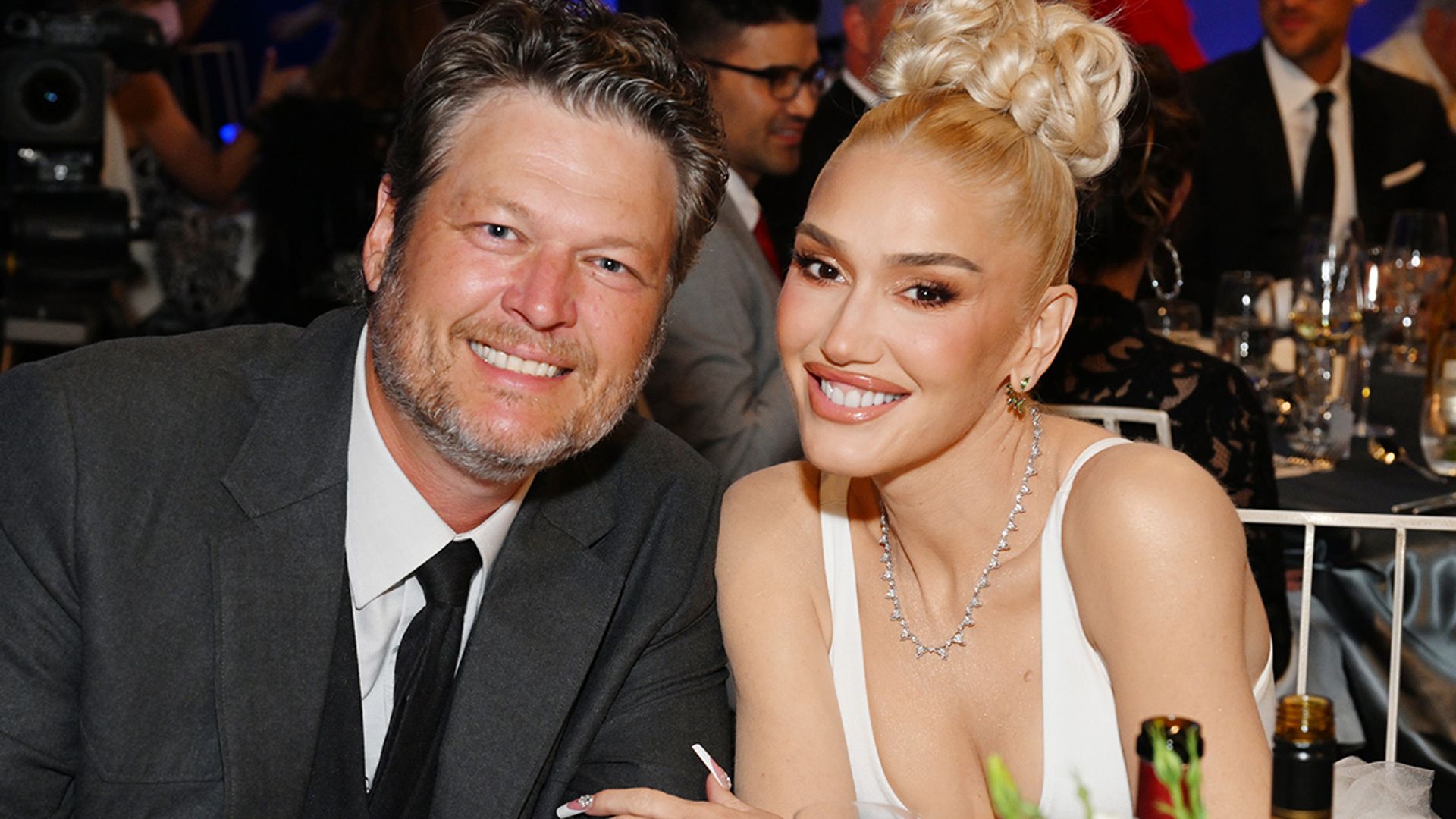 Country bride Gwen Stefani's private Blake Shelton wedding at 1,300 ...