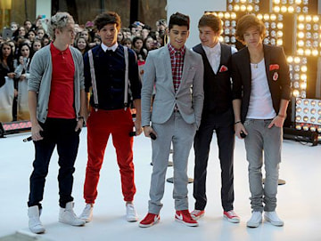 One Direction make history as their debut album enters US album charts ...