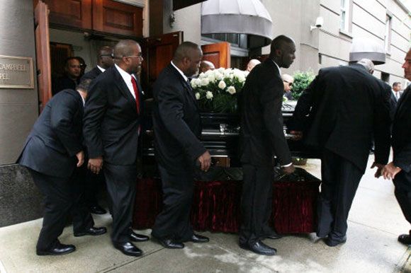 Stars gather to mourn tragic loss of Chris Lighty | HELLO!