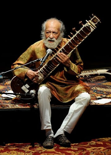 Ravi Shankar dies aged 92 in hospital in the US | HELLO!
